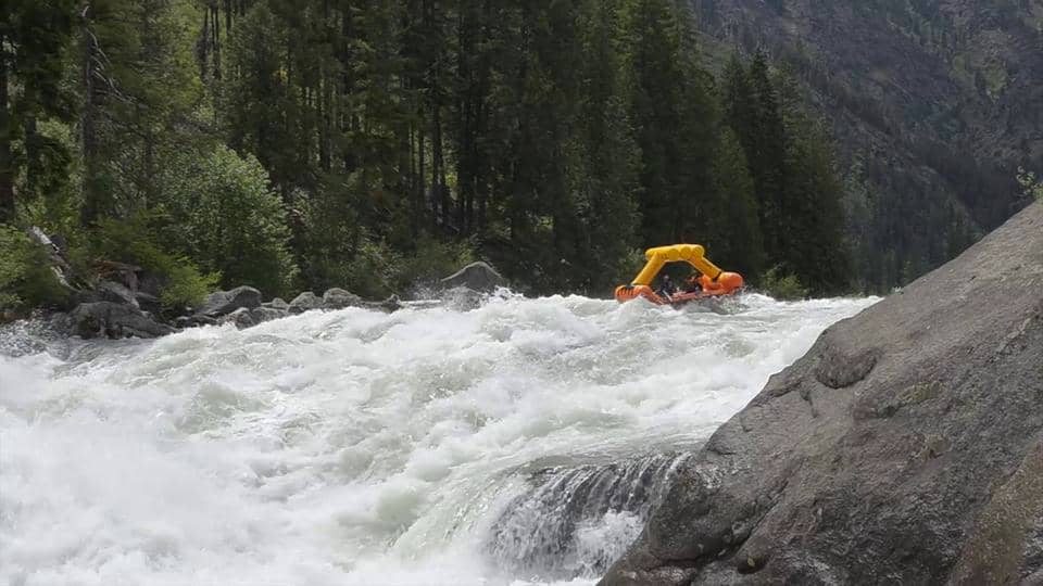 Wenatchee River Rafting with Creature Craft - Class 5 & 6 White Water ...