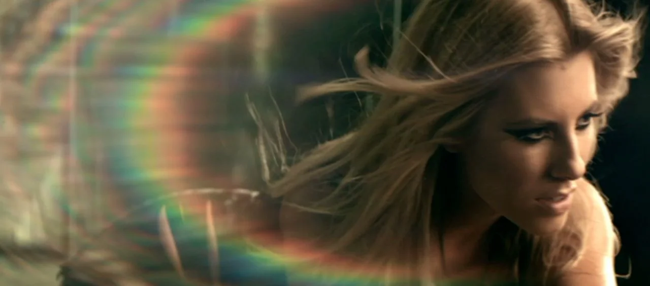 THE SATURDAYS 'WORK'