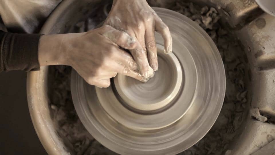 Manos, Pottery Studio on Vimeo