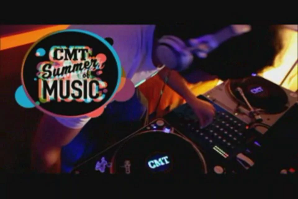 CMT SOM - ID #3 'Glow Room' :10 on Vimeo