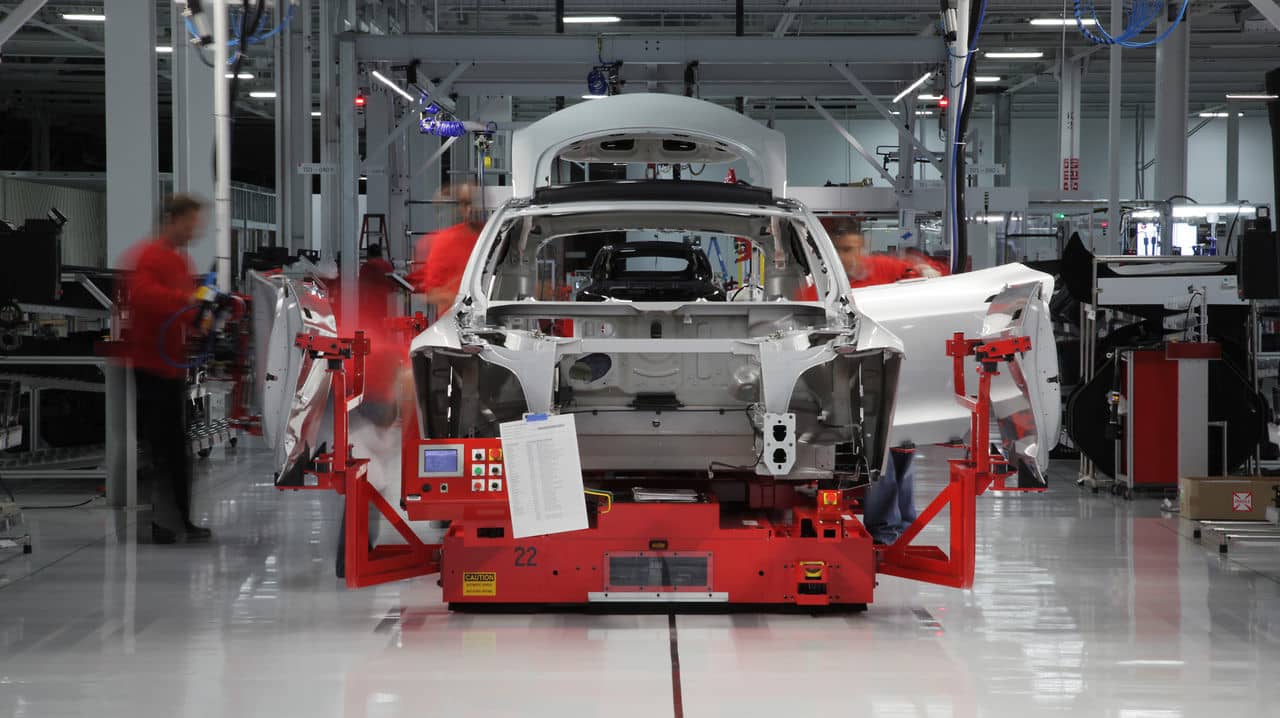 Inside Tesla 06.19.12 - Assembly Center on Vimeo