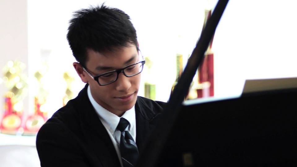 Martin Yeo at Peggy Yip Piano Studio Year End Recital 2012 on Vimeo