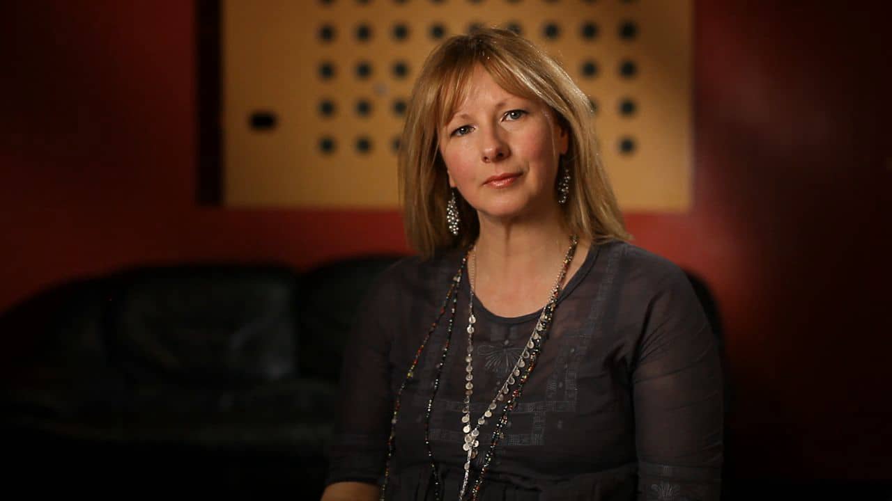 Tilly Blackwood reading Sonnet 139 'O call not me to justify the wrong ...