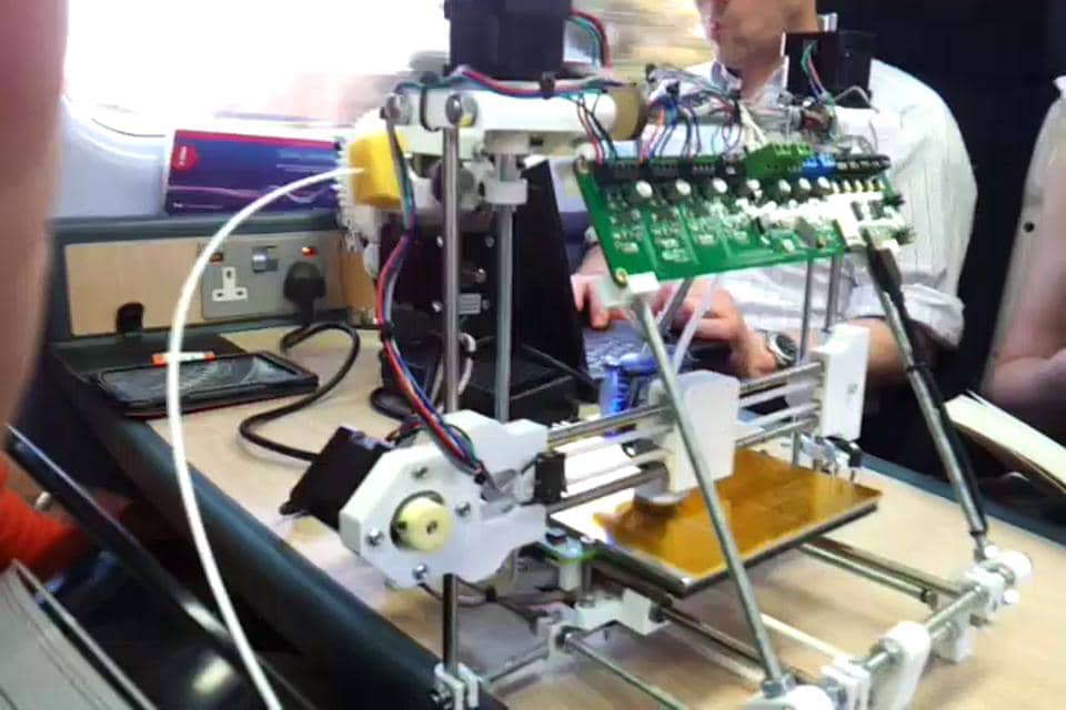 RepRapPro Huxley Printing on a Train on Vimeo