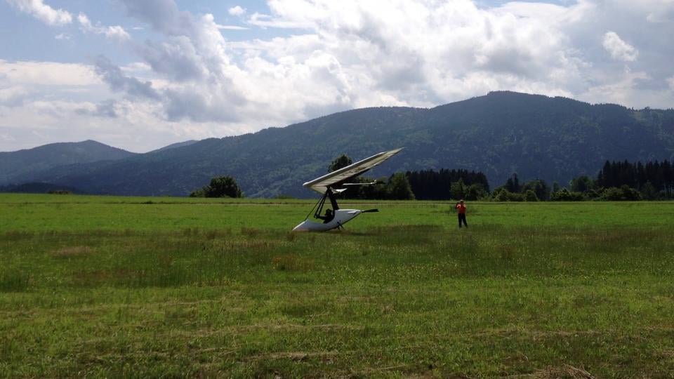 ATOS electro Trike - landing on Vimeo