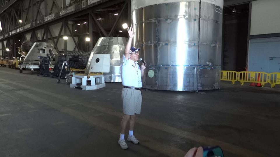 Inside the NASA Vehicle Assembly Building (VAB) on Vimeo