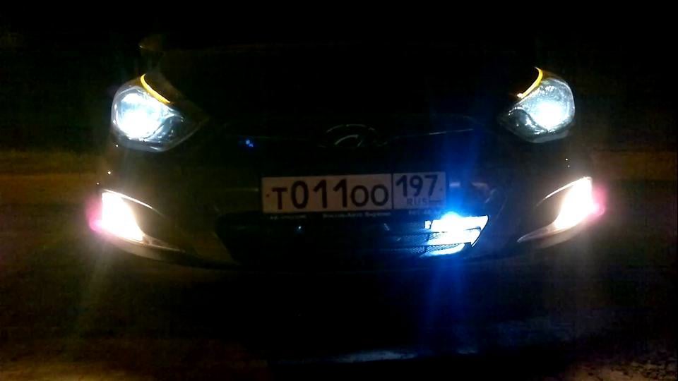 Hyundai Solaris Strobes 2 on Vimeo