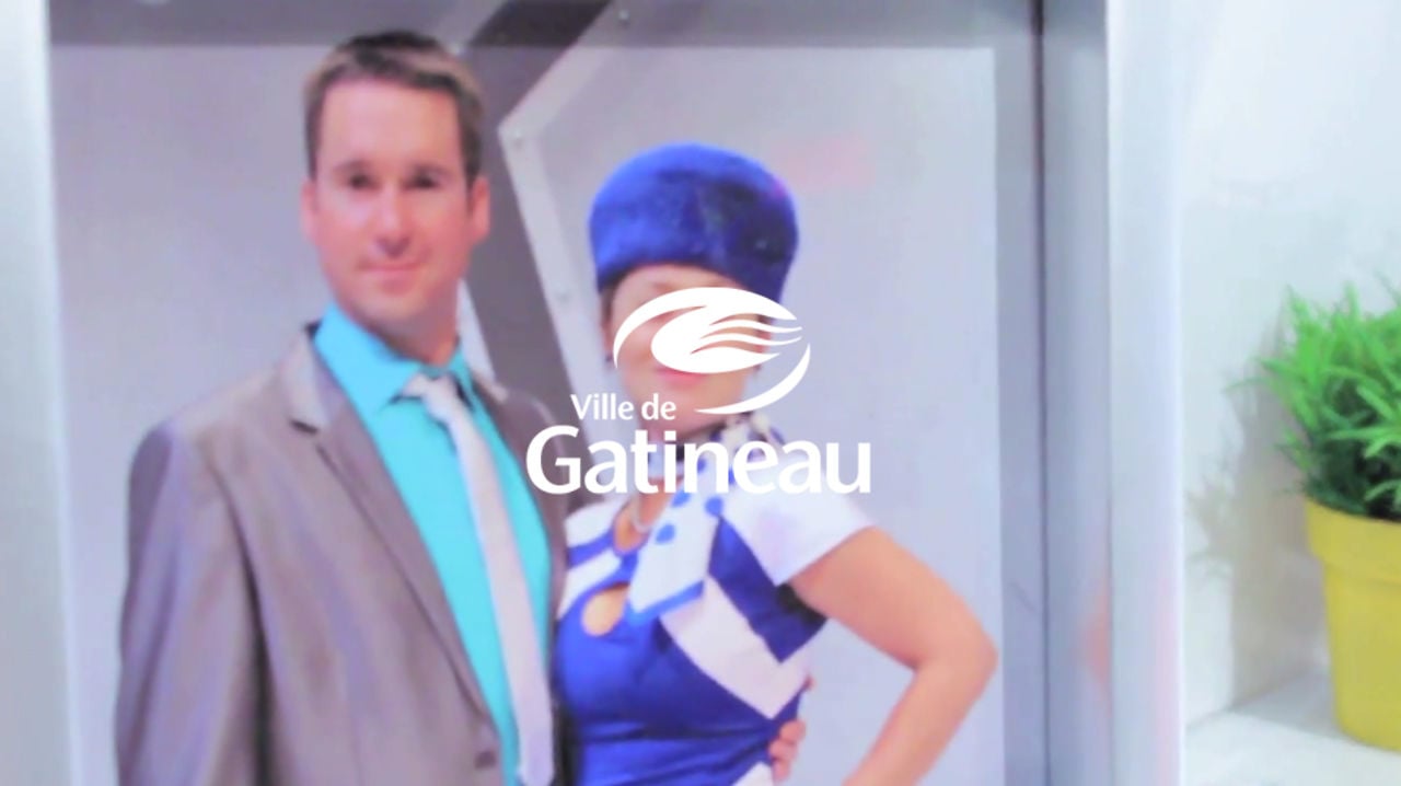 Boeing Boeing on Vimeo