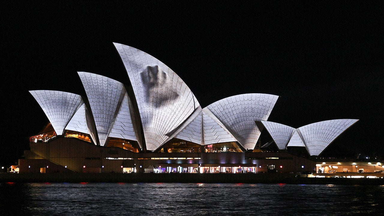 SYDNEY OPERA HOUSE | Facade projection on Vimeo