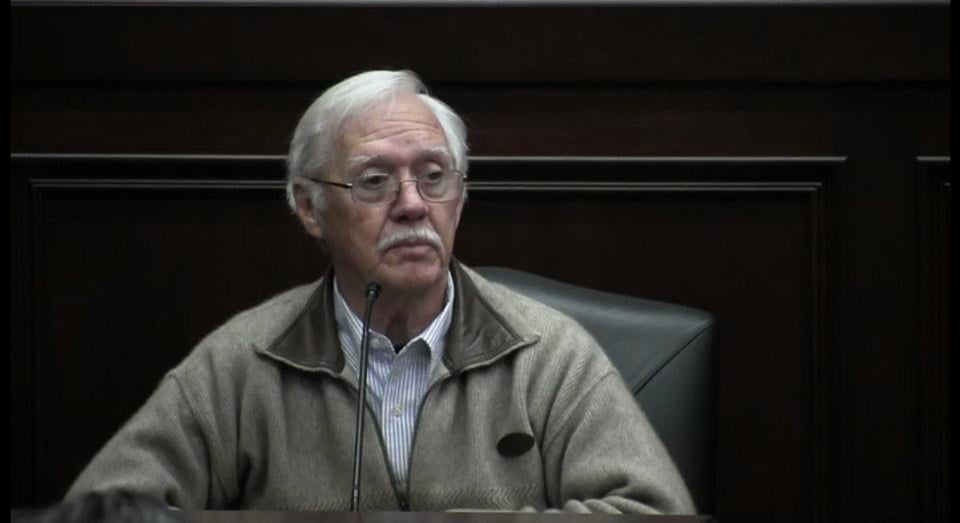Moe Parr testifying at the People's preliminary hearing on Monsanto on ...