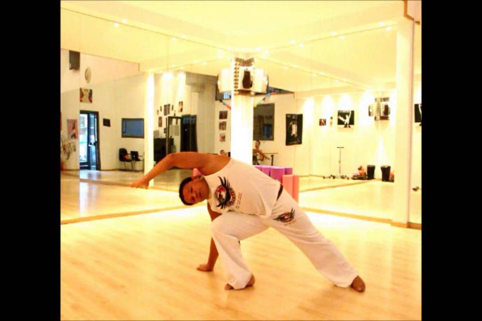 Capoeira Video Tutorial: Rasteira on Vimeo