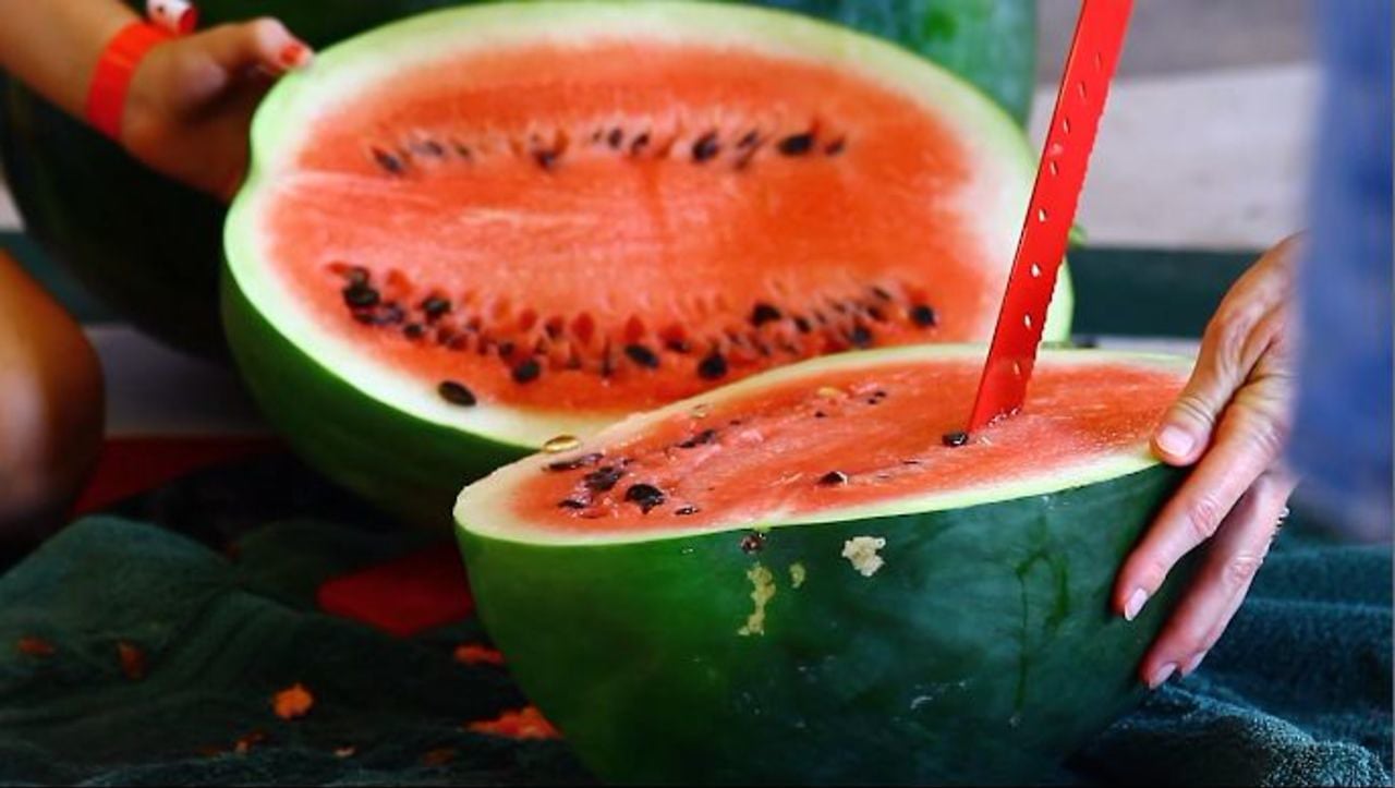Luling Watermelon Thump Seed Spitting Contest on Vimeo