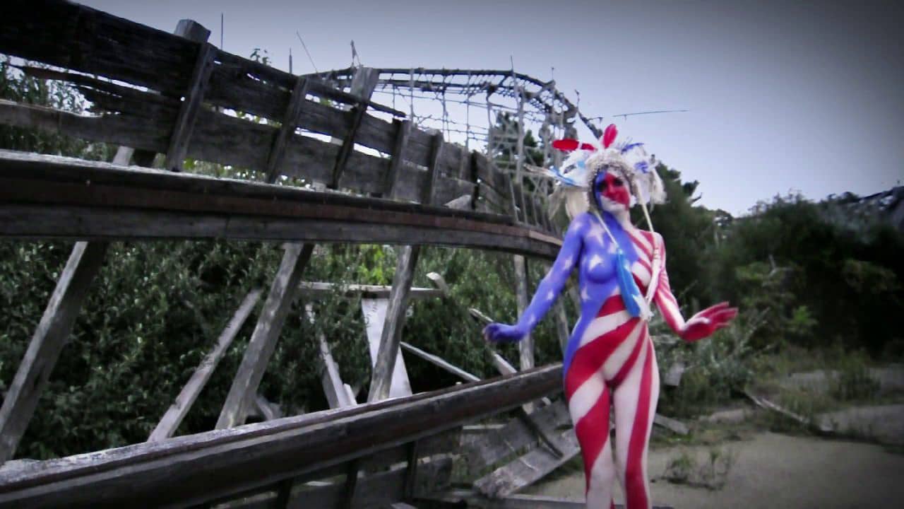 Body Painting in Slow Motion By Roustan Body Paint on Vimeo