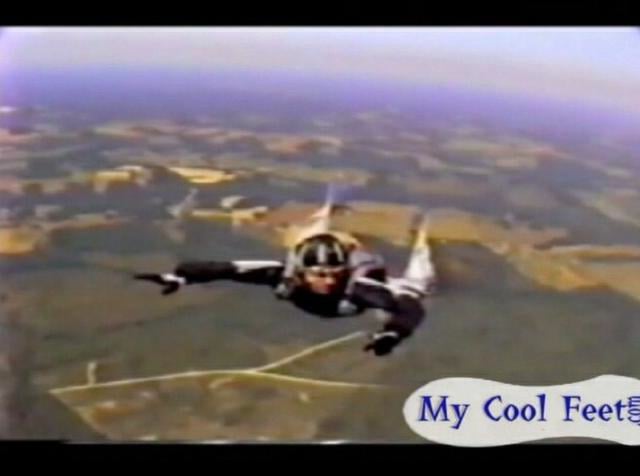 Topless sandals Skydiving Video! on Vimeo