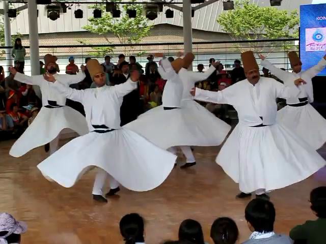 Turkish Dance on Vimeo