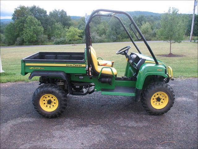2008 John Deere Gator 620i 4x4 XUV with Snow Plow & Roof Kit on Vimeo