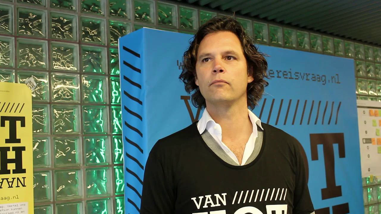 Tim Schuurman Second Briefing Case 01 on Vimeo