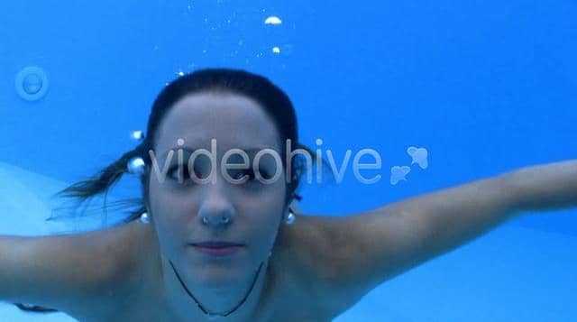 Woman Diving on Vimeo