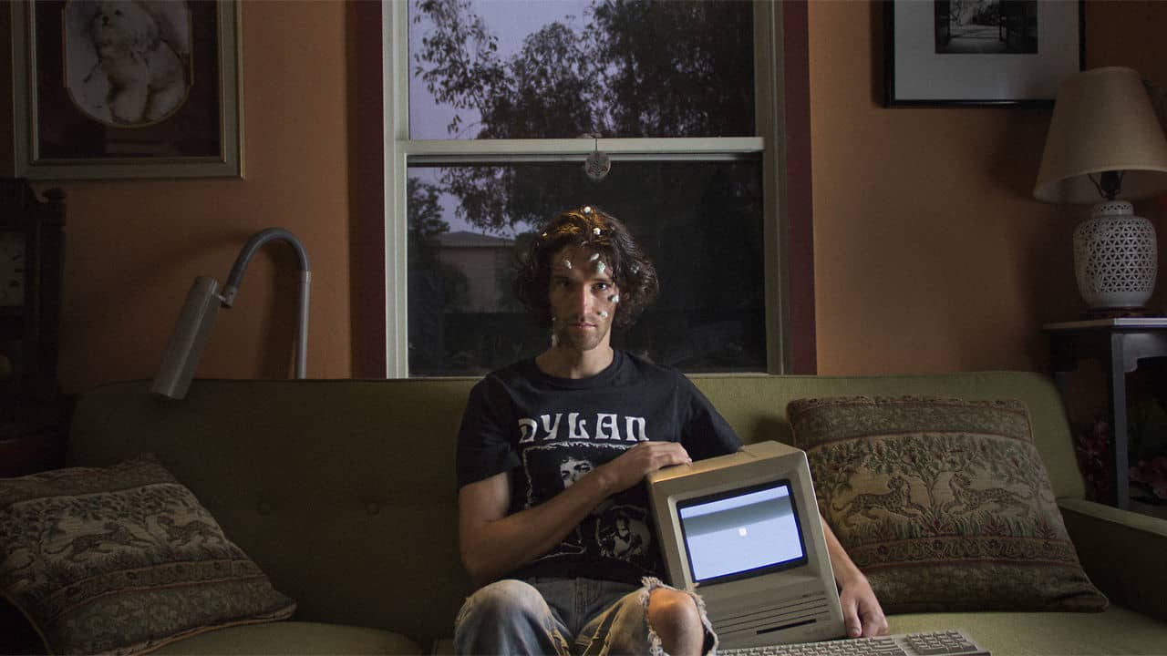 MIIKE SNOW FT STEVE JOBS // PRETENDER on Vimeo