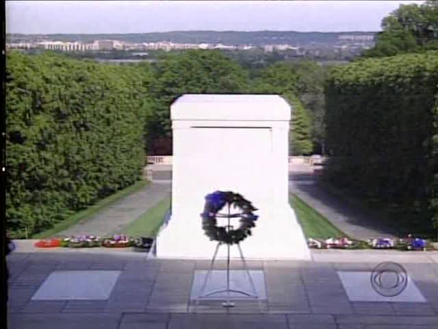 “Tomb of the Unknowns,” CBS Evening News, Eric Engberg & Vince Gonzales ...