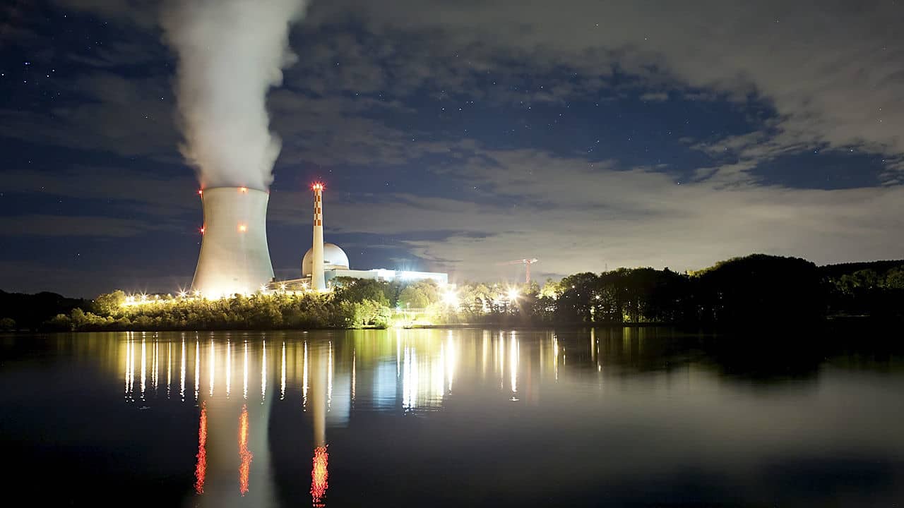 Nuclear Power (and Cows) on Vimeo