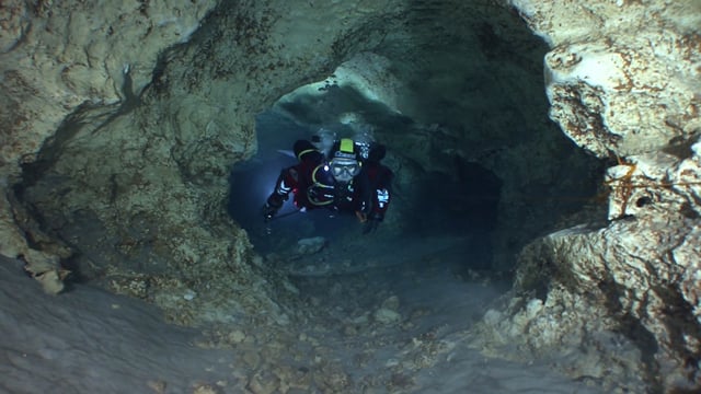 Cave Diving on Vimeo