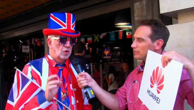 How to pronounce Huawei...? on Vimeo