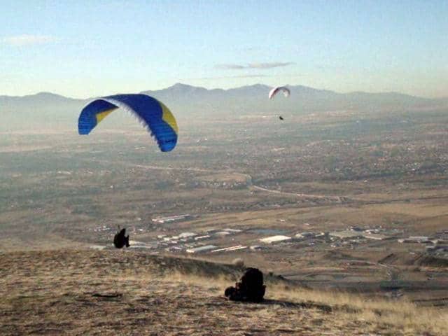 Utah Paragliding in December Point of the Mountain on Vimeo