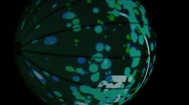 Igloo balloon projection system on a 5 metre sphere. on Vimeo