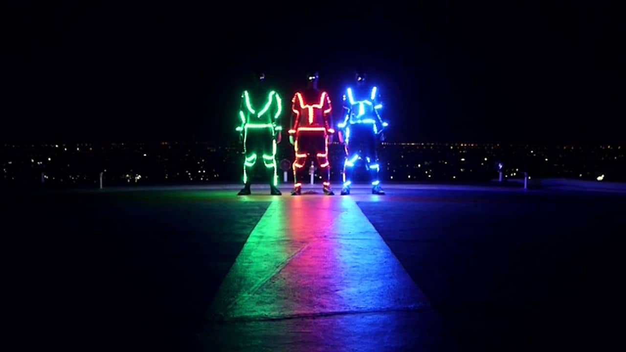 Light Emitting Dudes - LED Freerunning on Vimeo