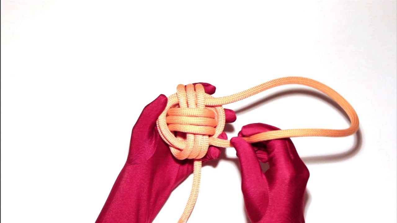 How To: Die Affenfaust // The Monkey’s Fist on Vimeo