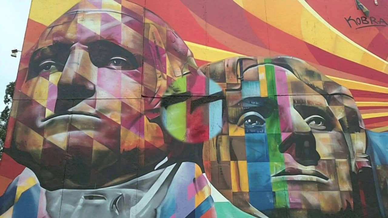 The Rushmore Mural by Eduardo Kobra on the Mr. Brainwash building ...