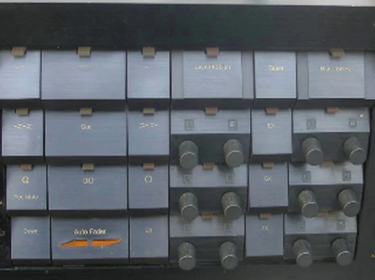 Buttons Pattern Morph