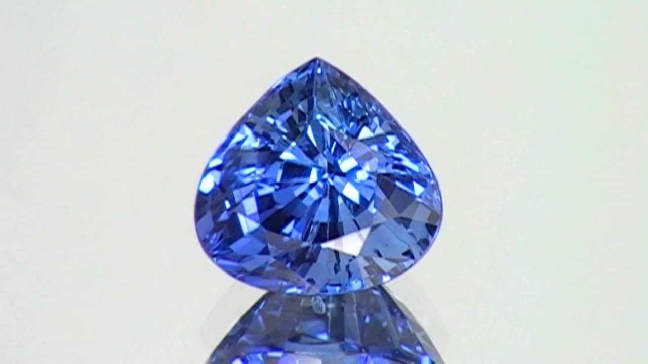 Ceylon Blue Sapphire from GemSelect on Vimeo