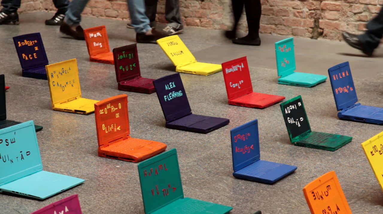 Alex Flemming - Lápides on Vimeo