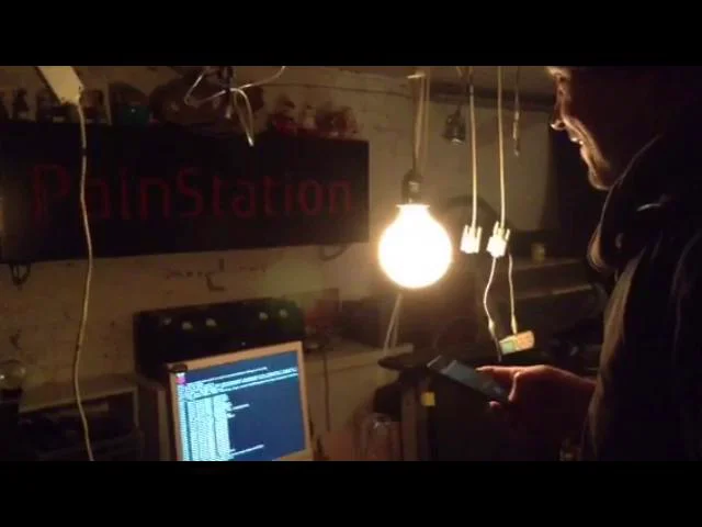 Siri switches light on on Vimeo
