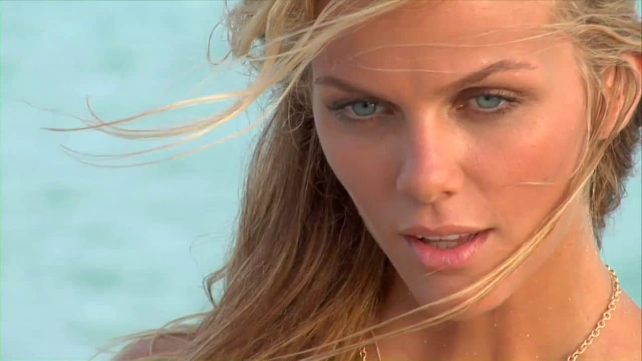 Sports Illustrated Swimsuit on Vimeo