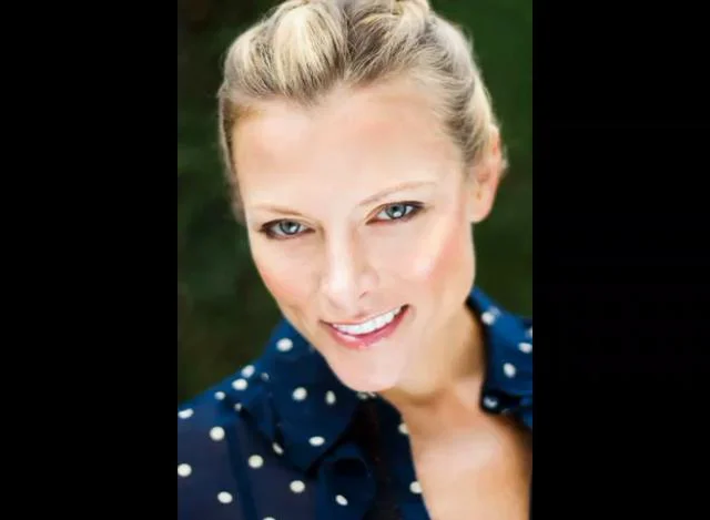 Jody Carlson Astrom VO Reel on Vimeo