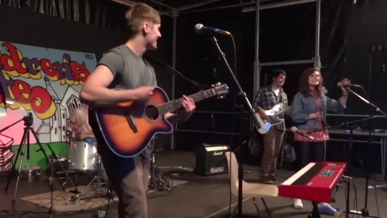 Jess Hall Band - Young on Vimeo