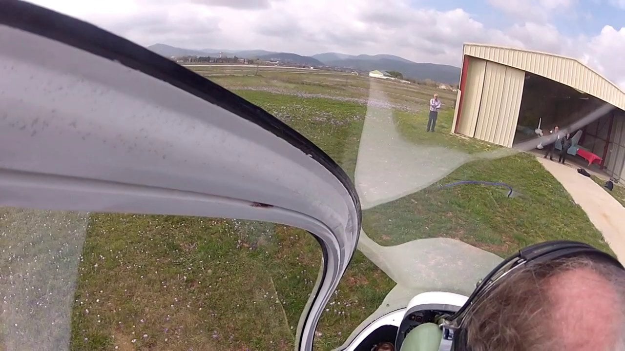 Taxi in Cicaré Spirit Tandem on Vimeo