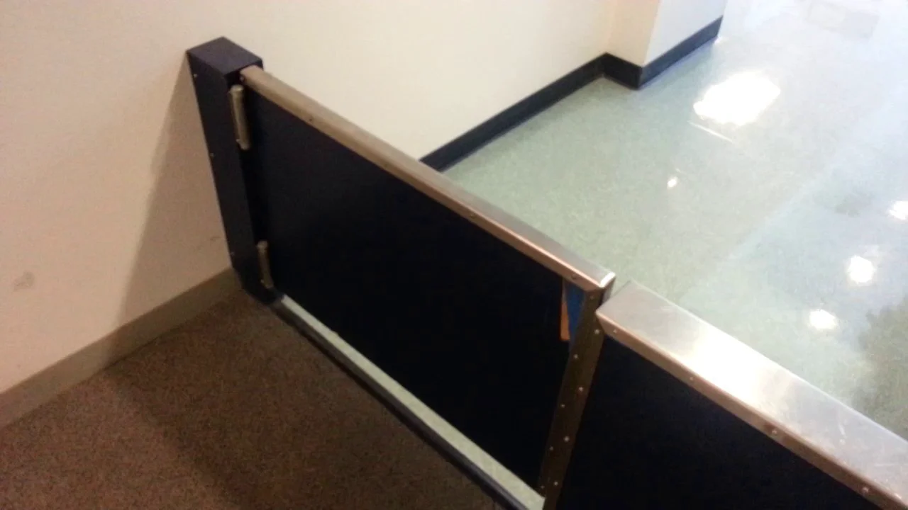 Door swinging back and forth