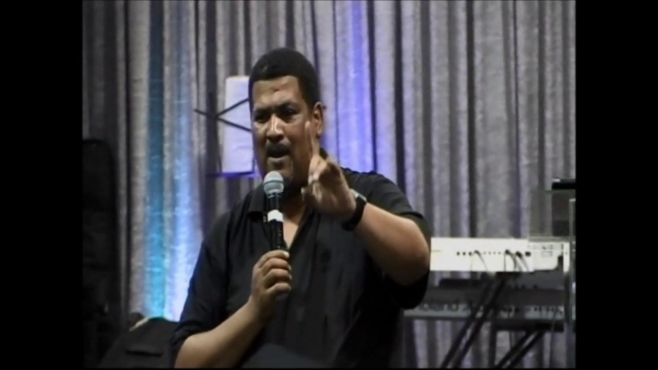 Apostle Neil Isaacs at Exponential IMPACT 2012 in Queenstown, South ...