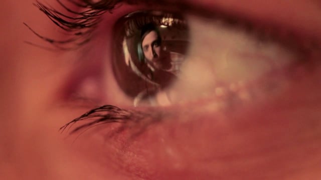 Music Video Shot Entirely Through the Reflection of an Eye - Neatorama