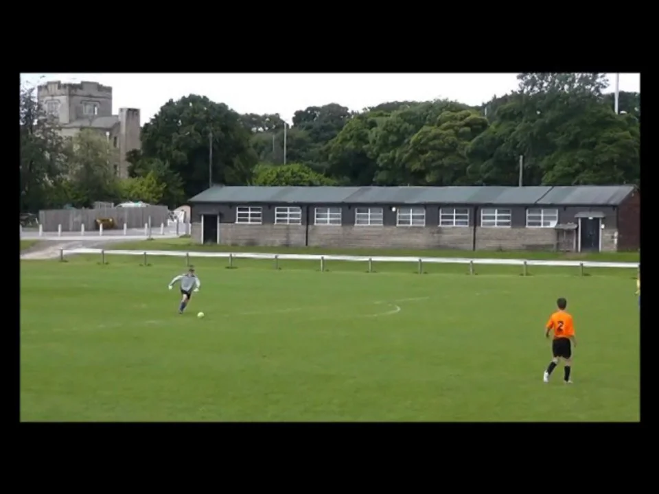 Alex Coates McDowall KICKING on Vimeo