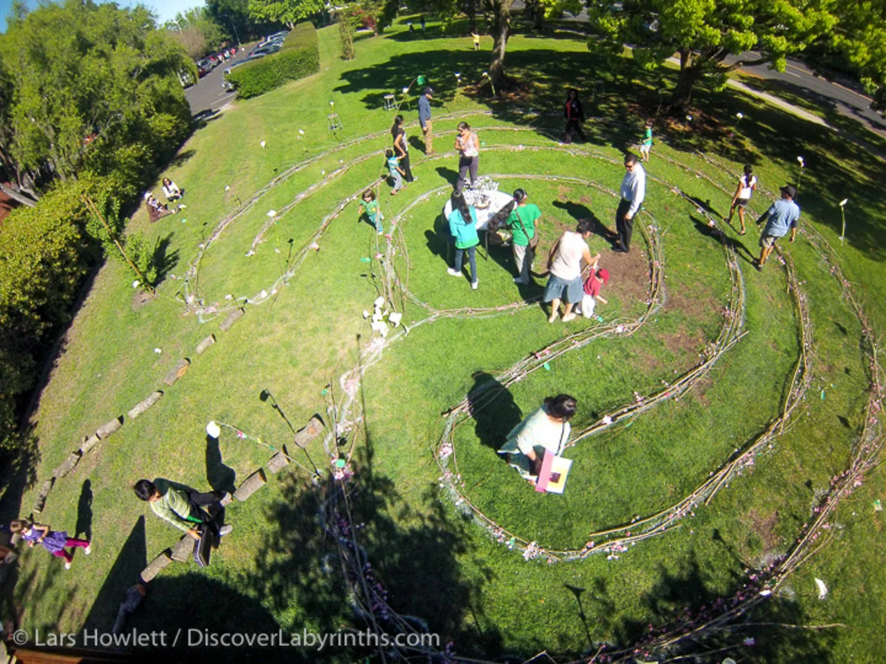 + Tree of Life Labyrinth @ Palo Alto Art Center + on Vimeo