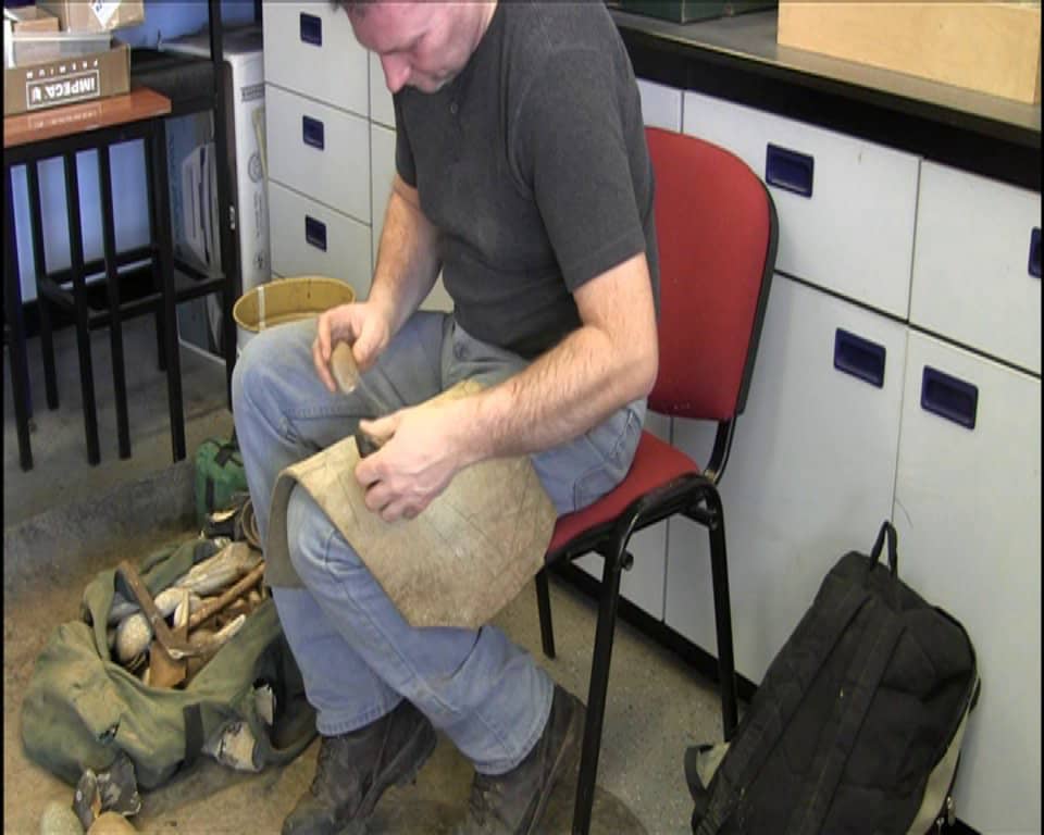 Making an Oldowan bifacial chopper tool. on Vimeo