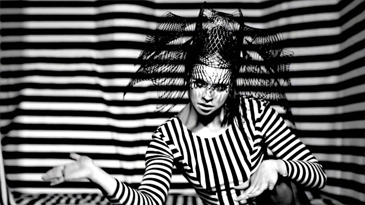 Pattern Power - A Film by Zoe Hitchen on Vimeo