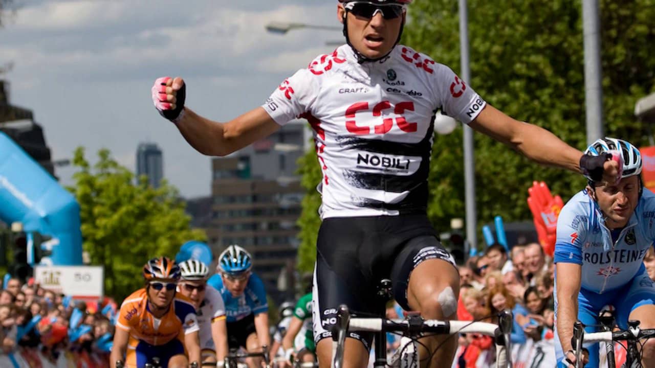 Ruud Benard masseert Karsten Kroon on Vimeo