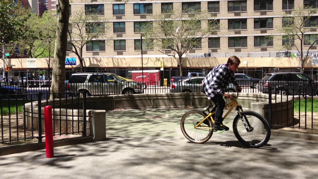 "The Jersey Strangler" Adam Hauck in NYC on Vimeo