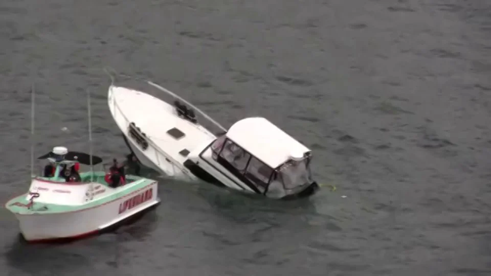 Episode #6 "BayWatch Rescue Sinking Boat Victims" on Vimeo